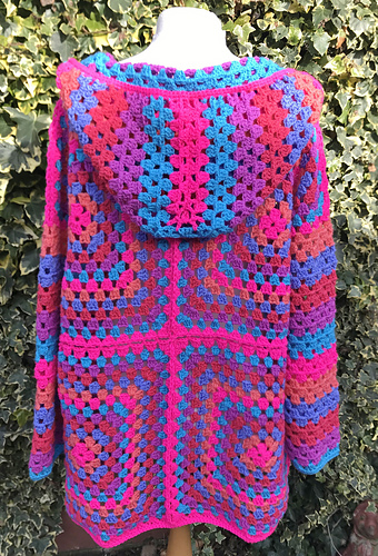 Ravelry: Magenta - Block Party pattern by Caroline Murphy
