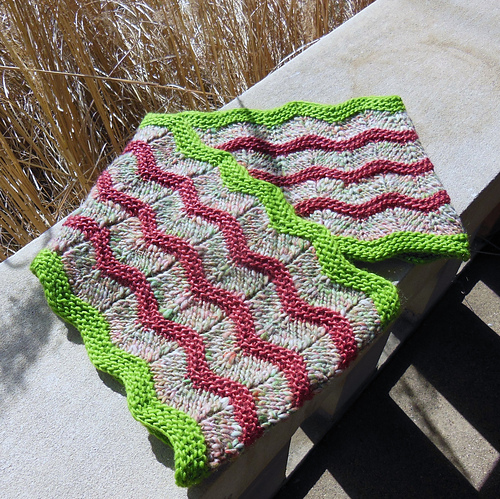 Ravelry: Crazy Magic (classic cowl) pattern by Susan Ashcroft