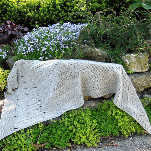 Ravelry: Morning Stillness pattern by Lisa Hannes
