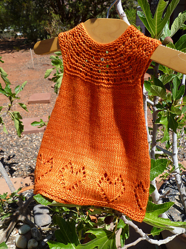 Ravelry: Dana pattern by Taiga Hilliard