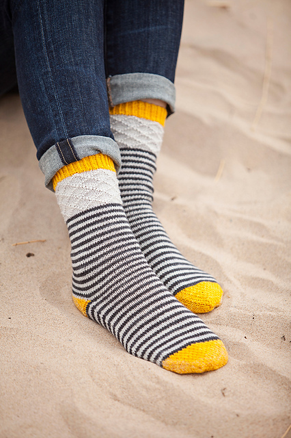 Ravelry Jumping Jacks Pattern By Plucky Knitter Design