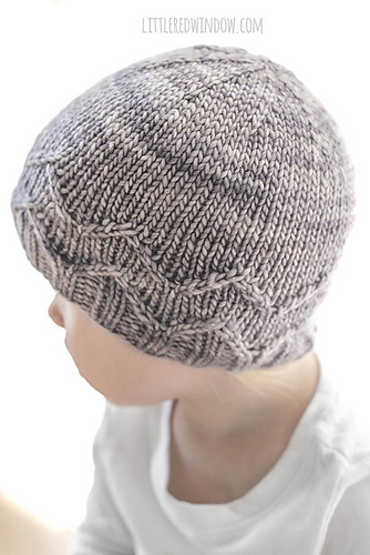 Ravelry: Rib Zag Hat pattern by Cassandra May