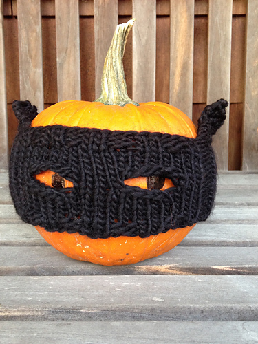 Ravelry: halloween pumpkin wraps & cosy pattern by Cathy Carron