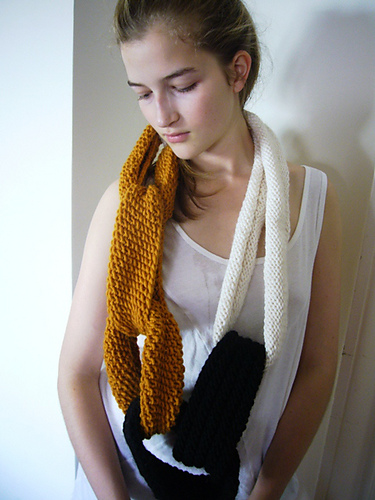 Ravelry: chain reaction pattern by Cathy Carron