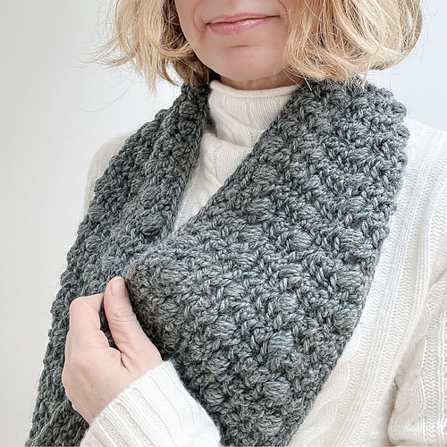 Ravelry: Jiffy Pop Cowl pattern by Cathy Colson