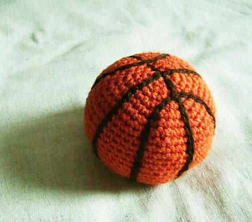 Ravelry: Toy Football, Basketball, and Baseball pattern by Cathy Ren