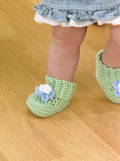 Ravelry: Best Crochet Booties pattern by Linda Cyr