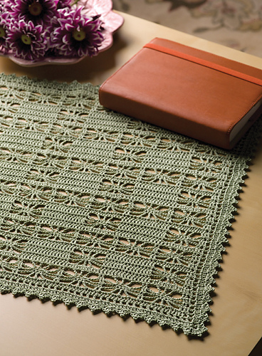 Ravelry: Spider Web Table Mat pattern by Roberta Maier