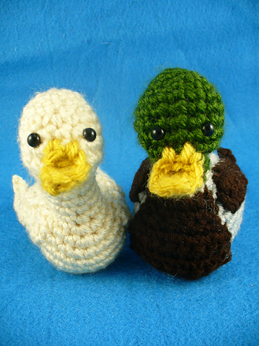 Ravelry: Crochet Mallard or White duck Amigurumi pattern by Katy Yellen