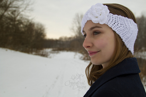 Ravelry: Cherub Cheeks Headband pattern by Crystalized Designs