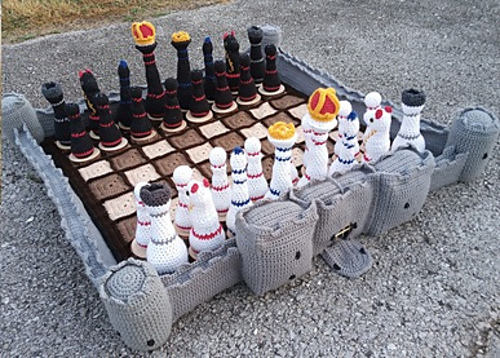 Ravelry: Castle Chess Set pattern by Christjan Bee