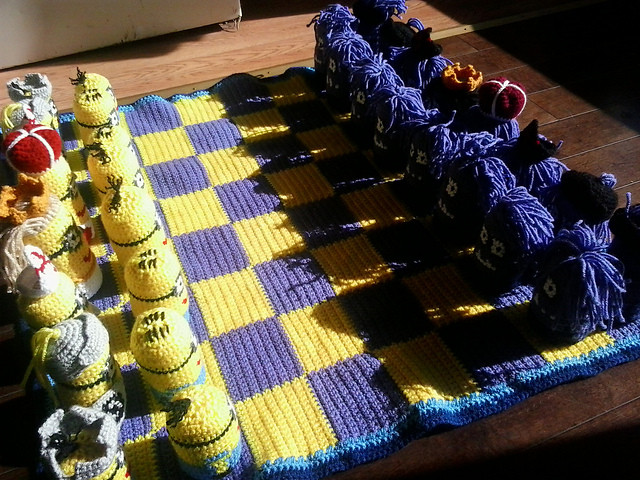 Ravelry: Minion Chess Set pattern by Christjan Bee