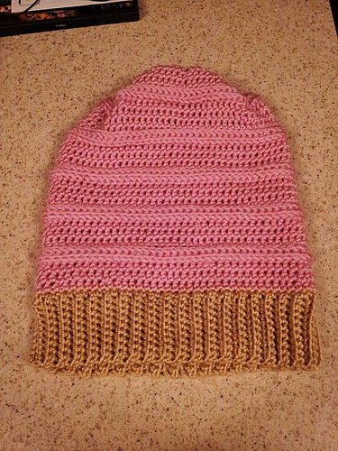Ravelry: Basic Slouchy Hat pattern by Courtney Deley
