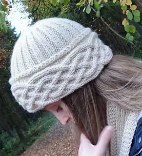 Ravelry: Binenvenagh Hat pattern by Ceecees Stringer