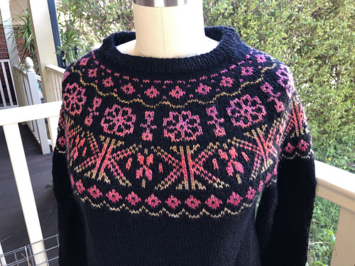 Ravelry: Fenrir I pattern by Jennifer Owens