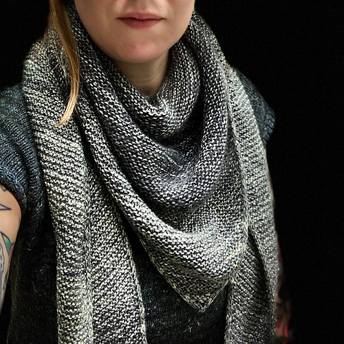 Ravelry: Augustina Peach pattern by Paule TB