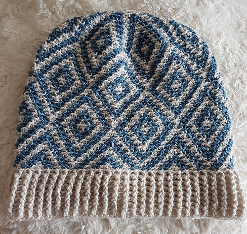 Ravelry: Enigma pattern by Sandra La Madeleine