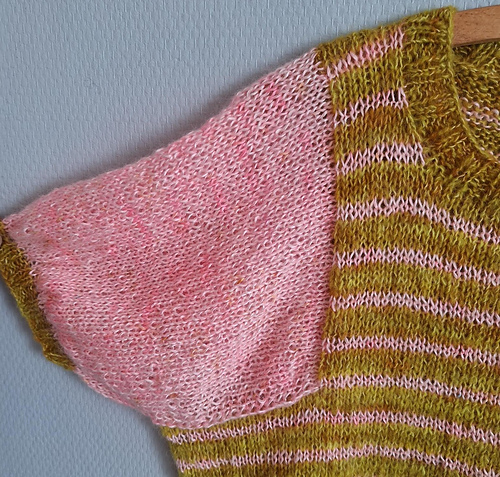 Ravelry: Ella Blouse pattern by Charlotte Spagner