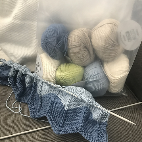 Ravelry: Copertina Onde del Mare pattern by Alice Tesser