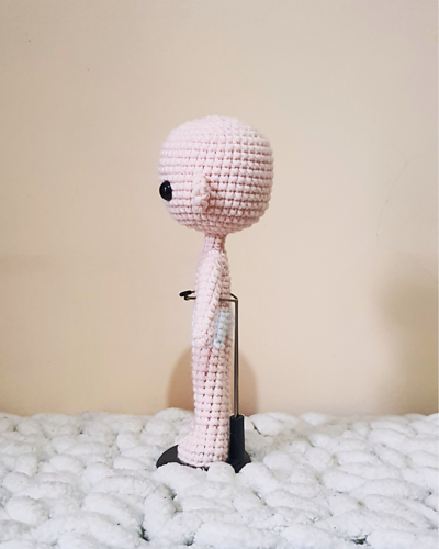 Ravelry: 8 inch tall base doll pattern by Maria Manika