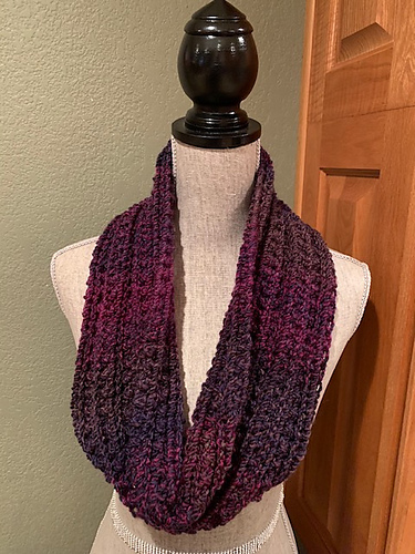 Ravelry: Beaded Rib Stitch Cowl pattern by Louis Chicquette