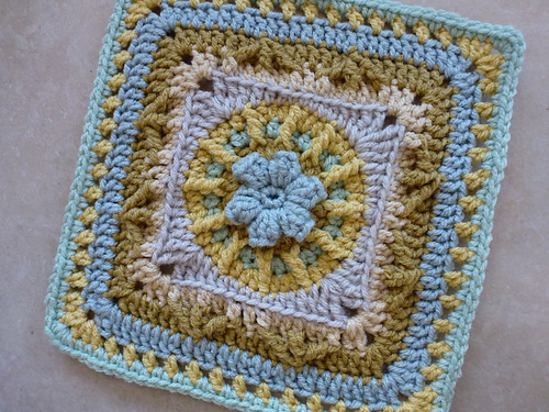 Ravelry: Flower and Trebles Square pattern by Amelia Beebe