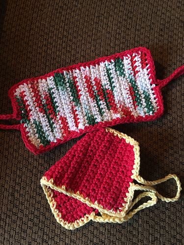 Ravelry: Simply Sweet Mug Hug pattern by Robin Fay