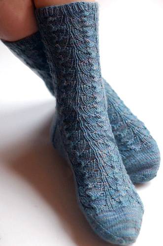 Ravelry: Moonflower pattern by Chrissy Gardiner