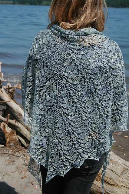 Ravelry: Kiwassa Shawl pattern by Chrissy Gardiner