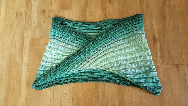 Ravelry: Ringelpiez Möbius pattern by Sylvie Rasch