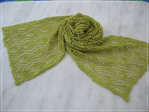 Ravelry: Blaetterwald / Woodland pattern by Christiane Hertz