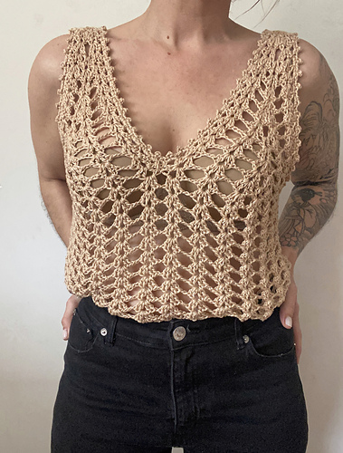 Ravelry: Top calados pattern by chunkywools