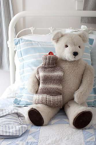 Ravelry: Hot Water Bottle Cozy pattern by Churchmouse Yarns and Teas