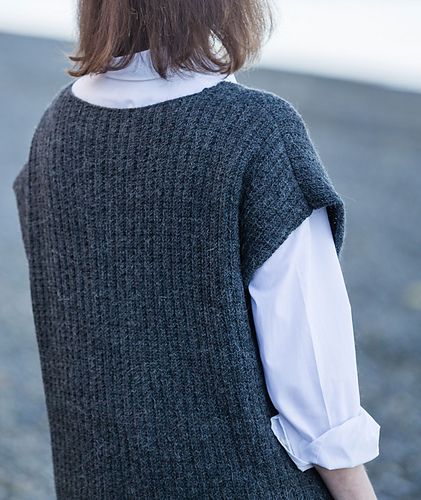 Ravelry: Flat Rib Popover pattern by Churchmouse Yarns and Teas