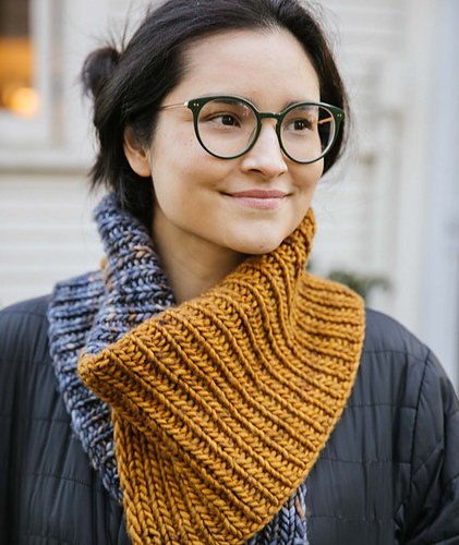 Ravelry: Double Split Color-Blocked Cowl pattern by Churchmouse Yarns ...