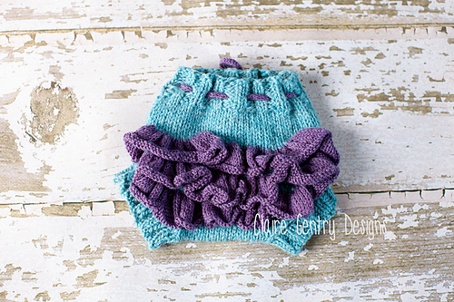 Ravelry: Ruffle Buns pattern by Claire Gentry