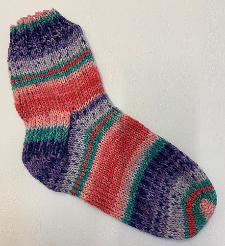 Ravelry: Basic 8ply socks pattern by Cindy Edmonds
