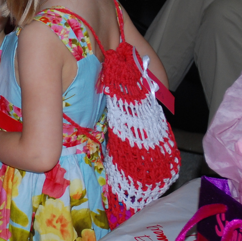 Ravelry: Kid's Back Pack Beach Bag pattern by Chelan Ku