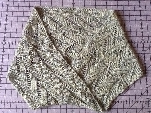 Ravelry: ZigZag Moebius Cowl pattern by Bex Hopkins