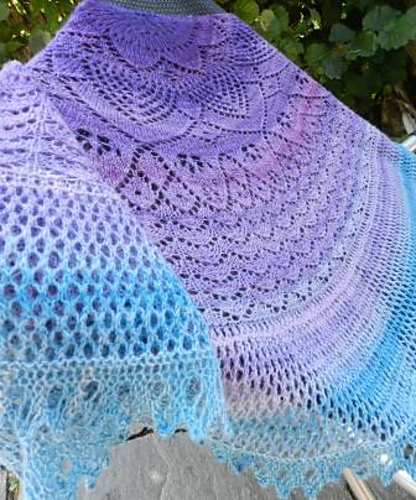 Ravelry: Liz Christy pattern by Kirsten Kapur