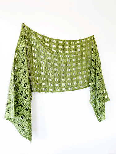 Ravelry: Silverwood Sideways Shawl pattern by Clare M