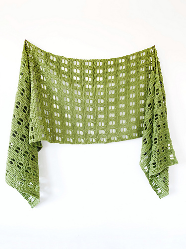 Ravelry: Silverwood Sideways Shawl pattern by Clare M