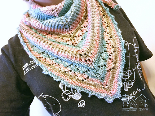 Ravelry: Engorgio pattern by Crazy Clare
