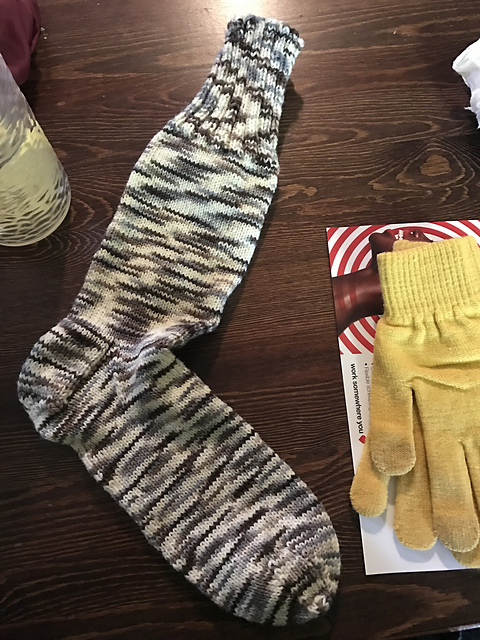 Ravelry: Plain Heavy Service Socks pattern by Canadian Red Cross