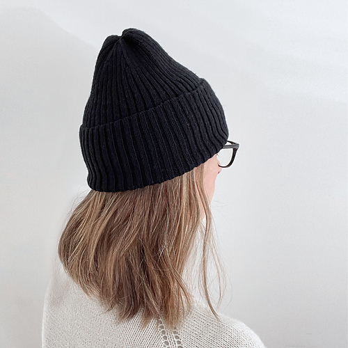 Ravelry: Basic Double Rib Beanie pattern by Cleome Smith