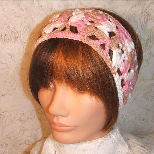Ravelry: Headband of the Month pattern by Carol Ballard