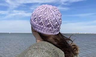 Ravelry: Red Zinfandel Beanie pattern by Kelly Baum-Sehon