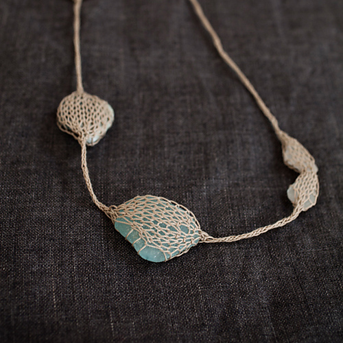 Ravelry: knitted necklace pattern by Julie Weisenberger