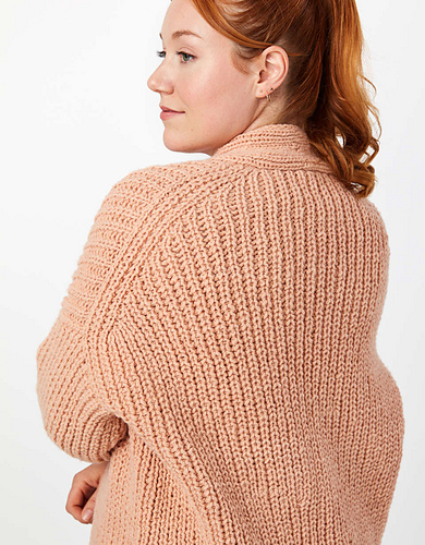 Ravelry: Sarah pattern by Julie Weisenberger