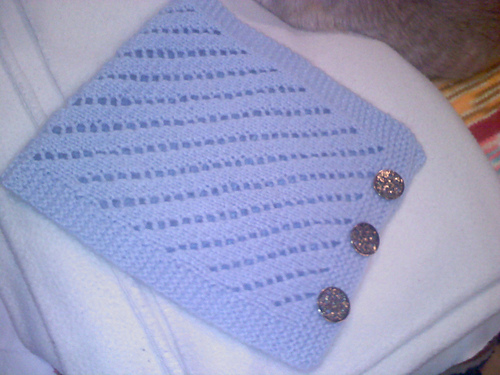 Ravelry: Chestnut Cowl pattern by Maia Perez